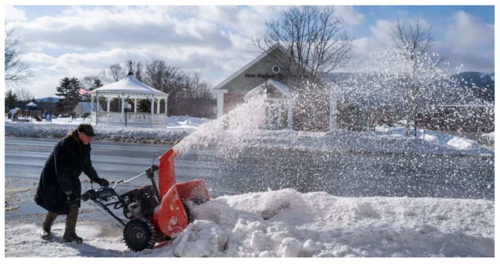 10 States Under Winter Storm Warning as Heavy Snowfall Expected