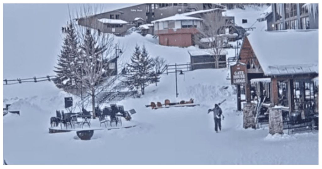 Fresh Snowfall Measures 20 Inches at Vermont Ski Resort